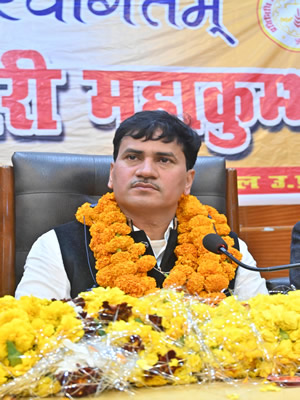 Anup Shukla | व्यापारिक एवं लघु औधोगिक संस्थाओ का संगठन | PRATINIDHI ...